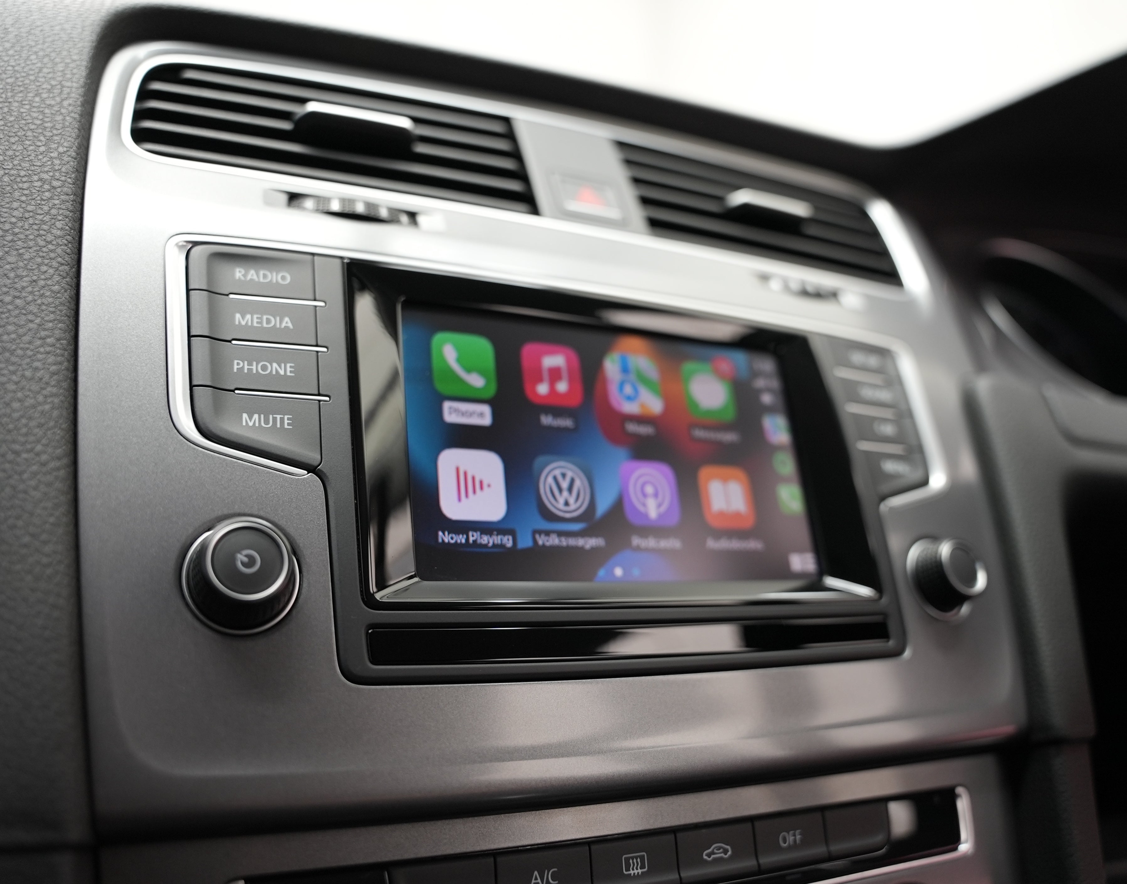 Volkswagen Golf Apple CarPlay + Android Auto Interface. – The Fitting Bay